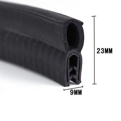 China Perfil de extrusión para la protección de las carreras de buques marinos El muelle de protección epdm de la banda de amortiguación en venta