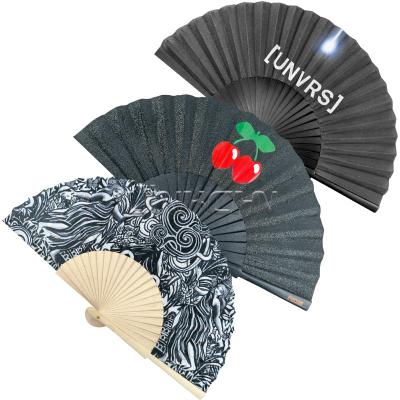 China Customized 23 cm Wooden Hand Fan with Spanish Printed Model Pattern Colourful Painted Wedding Favors Bulk Abanico De Mano for sale