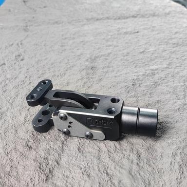 China Pneumatic Air Sheet Metal Gripper Operated With Angular Opening for sale