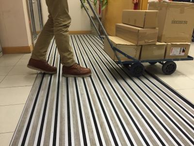 Cina struttura chiusa Grey Heavy Duty Entrance Matting di 18mm in vendita