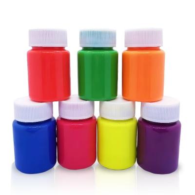 China 1-5 micron op olie gebaseerde pigmentkleurpasta voor het kleuren van warm gesmolten kleefproducten Te koop
