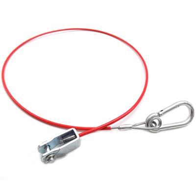 Cina cavo d'acciaio galvanizzato ricoperto plastica di 5.0mm con Carabiner ed il ditale nero in vendita