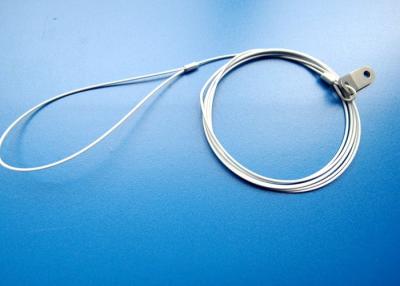 Cina 1,8 millimetri di PA bianco delle Assemblee su ordinazione del cavo metallico hanno ricoperto la cordicella del filo di acciaio inossidabile di linguette dell'occhio da 5,0 millimetri in vendita