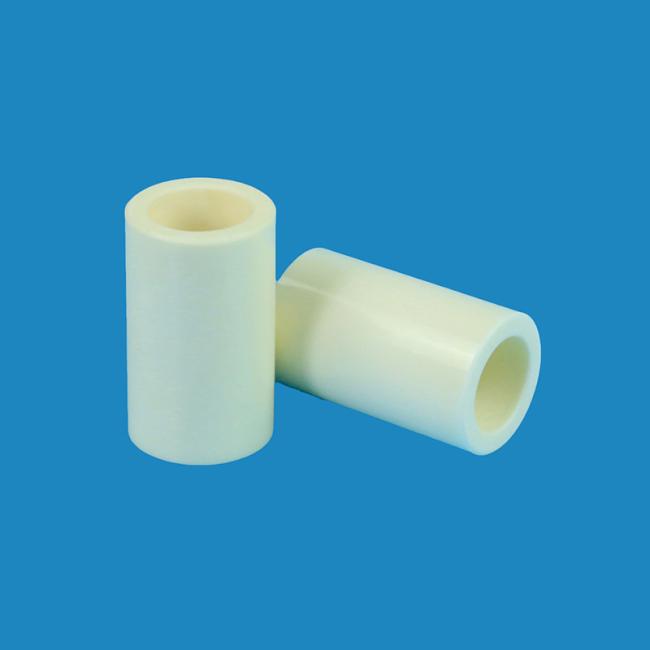 Alumina ceramic industrial components with high heat resistance properties