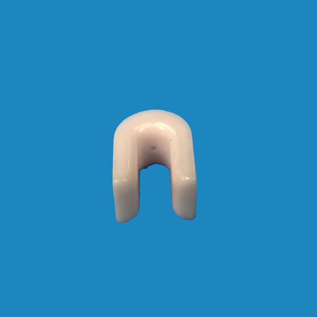 Zirconia ceramic rods with high flexural strength