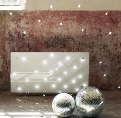 China 4mm Decorative Glass Infrared Bathroom Heater for Wall Mounting in Modern Bathroom for sale