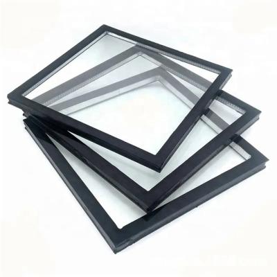 Cina 5mm 25A 5mm Ultra chiaro colorato colorato doppio vetrato a bassa E vetro vetrato isolante in vendita