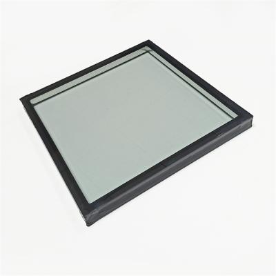 Cina 5mm 25A 5mm Ultra chiaro colorato colorato doppio vetrato a bassa E vetro vetrato isolante in vendita