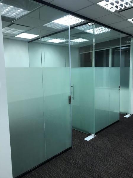 Quality Customized Logo Gradient Acid Etched Ultra Clear Glass Frost Glass for Partition for sale