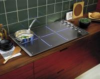 China Induction Cooker Ceramic Glass with Solid Material and Heat-Resistant Properties for sale