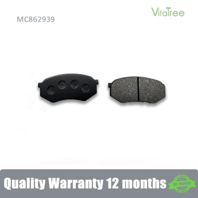 Cina MC862939 MC869773 MC869777 MC886334 MC886920 Pad di frenatura per canter MITSUBISHI in vendita