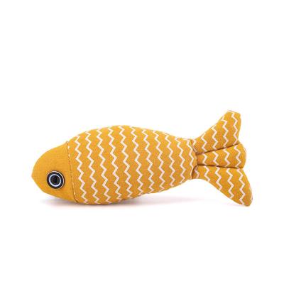 China Interactive Catnip-Infused Burlap Fish Toy for Cats for sale