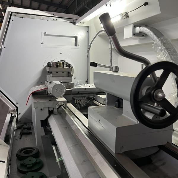 Quality Flat Bed CK6140 CNC Lathe Machine 750/1000mm Distance Between Two Centers for sale