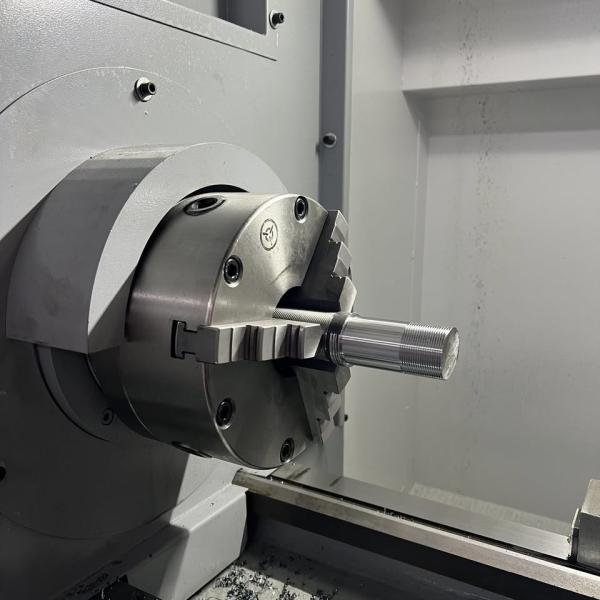 Quality Flat Bed CK6140 CNC Lathe Machine 750/1000mm Distance Between Two Centers for sale
