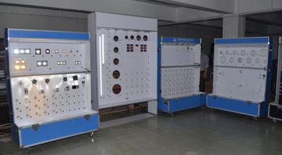 Cina Gli scaffali di esposizione del metallo del tabellone di mostra delle lampade del LED per le lampadine principali 500 modellano la scelta in vendita