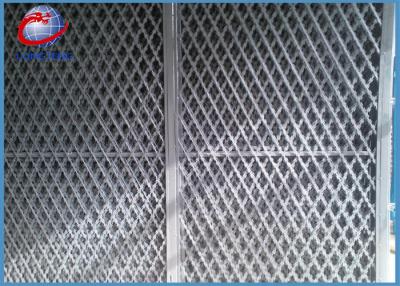 Cina Cavo saldato del recinto della prigione del diamante, cavo piano del rasoio per la barriera di sicurezza in vendita
