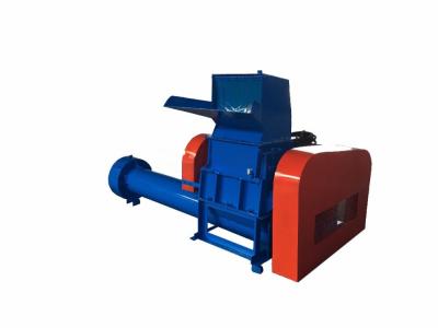 Cina 500-3000 kg/h Capacità Macchina per la frantumazione e il lavaggio della plastica per rifiuti di PP, PE, PET e ABS in vendita