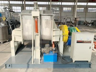 Cina Miscelatore di gomma per la miscelazione di gomma con alimentatore per lotti manuale o idraulico in vendita