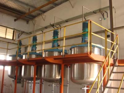 Cina Macchine di miscelazione di vernici industriali Serbatoio di miscelazione in acciaio inossidabile OEM in vendita