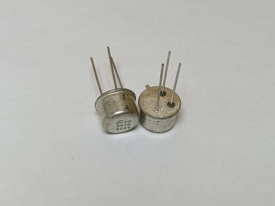 Китай обломок IC транзистора двухполярного соединения 2N3439 до отверстие TO393 продается