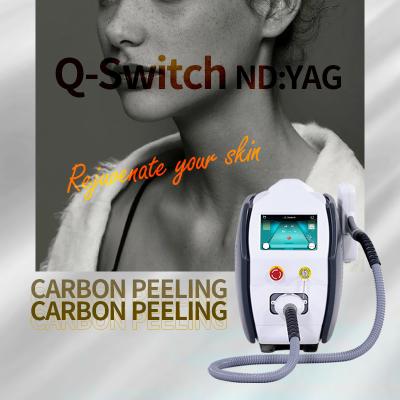 Cina 10ns Pico Mini Q Switched Rimozione del tatuaggio laser Nd Yag in vendita
