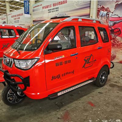 China Big Space CCC Trike 3 Wheel  Motor Tricycle  Gas Scooters For Adults Tuc Tuc Motorized  Enclosed Cabin Tricycle for sale