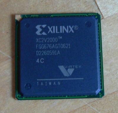 China Nieuwe en de Originele Spaander van geïntegreerde schakelingen XC2V2000-4FF896C XILINX Te koop