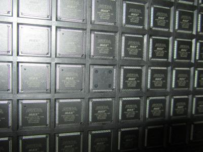中国 EPM3128ATC100-10N - Altera Corporation -プログラム可能な論理回路家族 販売のため