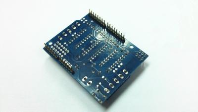 中国 Arduino L293D モーター運転者の拡張ボード モーター ドライブ モジュールの運動制御の盾 販売のため