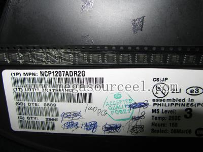 Cina NCP1207ADR2G------- Regolatore di Corrente-Modo di PWM gratis che esegue operazione Quasi Sonora in vendita