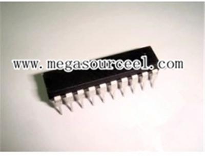 Cina Potere basso del chip del circuito integrato, prezzo basso, microcontroller basso del perno di conteggio di perno 20 con 2 il kbyte OTP P87LPC764FD NXP QFP in vendita