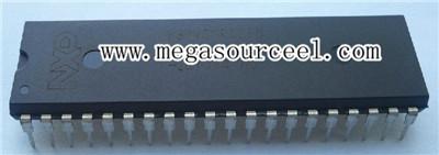 Cina I microcontroller di 8 bit del chip del circuito integrato con il KB del centro 1 dell'due-orologio 80C51 3 V infiammano CONTENTINO di P89V51RD2FN NXP in vendita