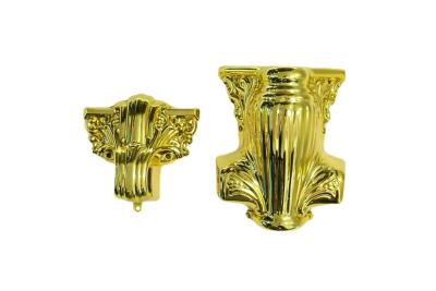 China Glossy Finish Coffin Corner Moulding with Carved Floral Texture for sale