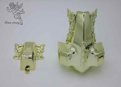 Китай Аксессуары ларца оборудования гроба ларца золота пластиковые материальные продается