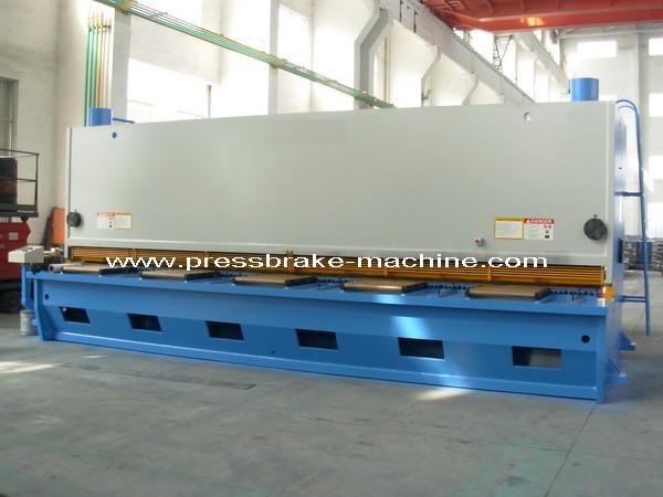 Aço de corte da tesoura da máquina 6.5m da guilhotina hidráulica de Mechnical