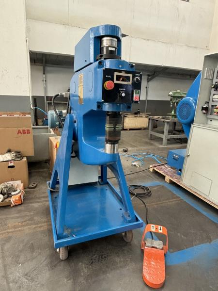 Electric Kraftfomer 350 Sheet forming Machine Power Hammer Shrinker Stretcher