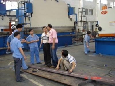 China WE67K-1000T CNC Hydraulic Press Brake Machine Bend 20mm Sheet With Standrad Tooling for sale