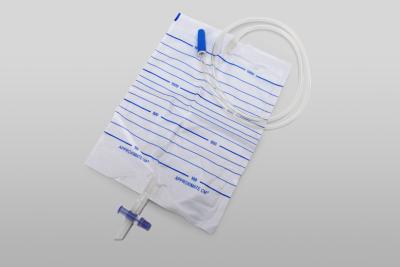 China 2018 Medical 2000ML Urine Bag With T-Cross Valve for sale