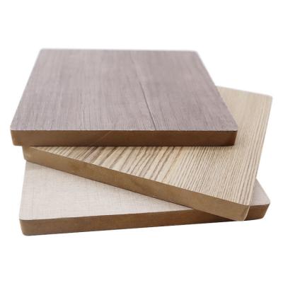 Cina E0 Standard 18mm 4x8 Melamina laminata Mdf Board per mobili e armadi di cucina in vendita
