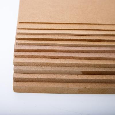 中国 木繊維 2.5mm 3mm 6mm 18mm 1 ホワイト 15mm MDF メラミンの板 18mm 家具用 販売のため