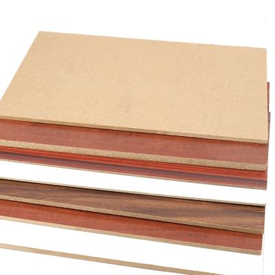 Cina 3mm carta di melamina laminata cartone Mdf per la decorazione dei mobili Perfetto per la decorazione in vendita