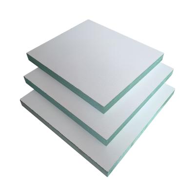 China Panel de MDF de 18 mm y madera blanca de color de grano de melamina MDF a prueba de humedad con 1 en venta