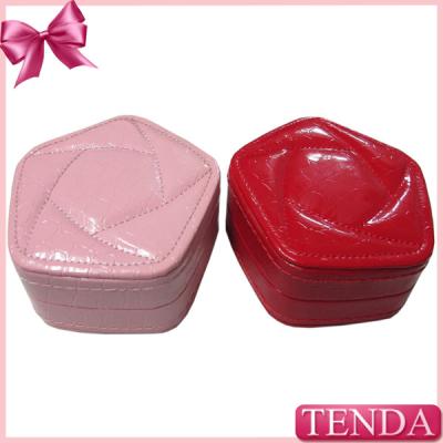 China Heart Shaped Pink Purple Leather Womens Mens Girls Kids Ladies Mirrored Jewelry Box for sale