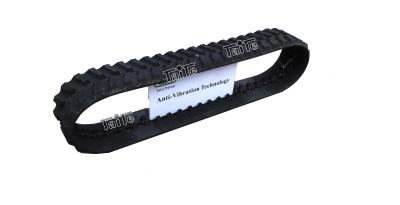 China BOBCAT X123 IHI 20JX 1-type AVT Rubber Track 250mm T250X72X47 Te koop