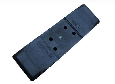 China 600mm ø20 Excavator Rubber Pads RP - ST - 600A - M20 For Hitatch And Komatsu Series for sale