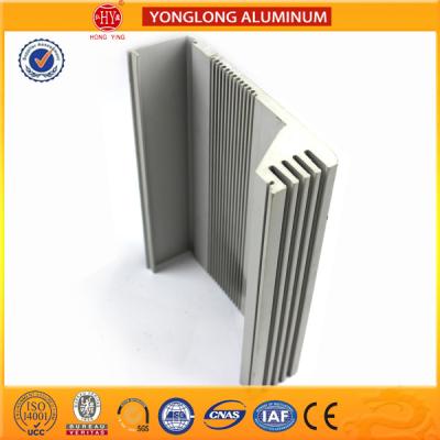 Cina Materiali di alluminio adiatermici della sezione per colore dell'argento della struttura della finestra in vendita