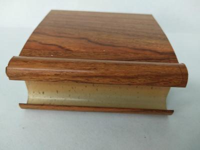 Cina T5 / Resistenza di alluminio di adesione di profili di rivestimento del legno T6 ed alta foggiabilità in vendita