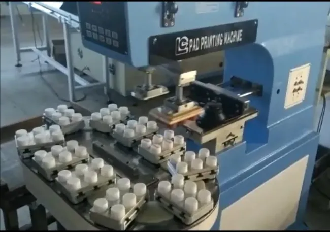4 Color conveyor sealed cup pad printer LC-SPM4-150/16T