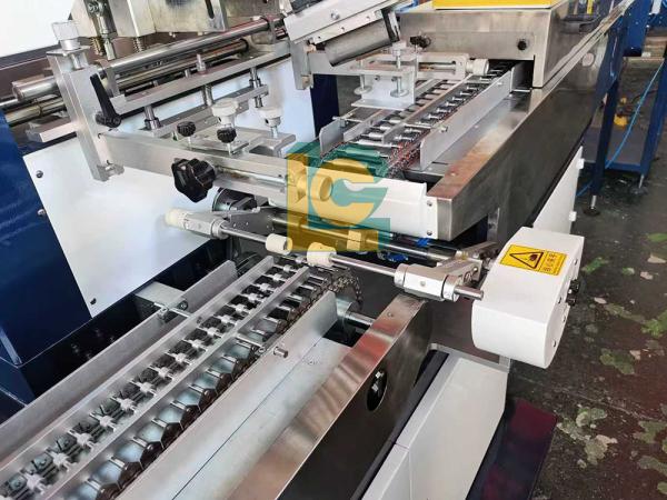 Quality Fully automatic screen printing machine suitable for nail polish bottles, for sale