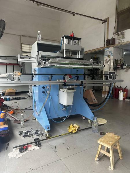 Quality Semi-automatic servo surface screen printing machine for sale